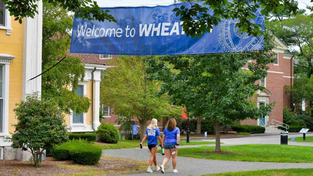 Wheaton Orientation Programs - Wheaton College Massachusetts