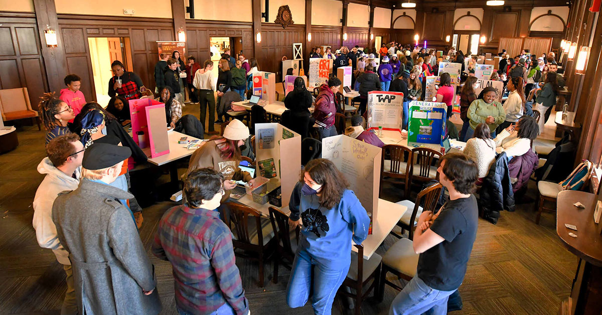 Students make connections at Spring Activities Fair - Wheaton College ...