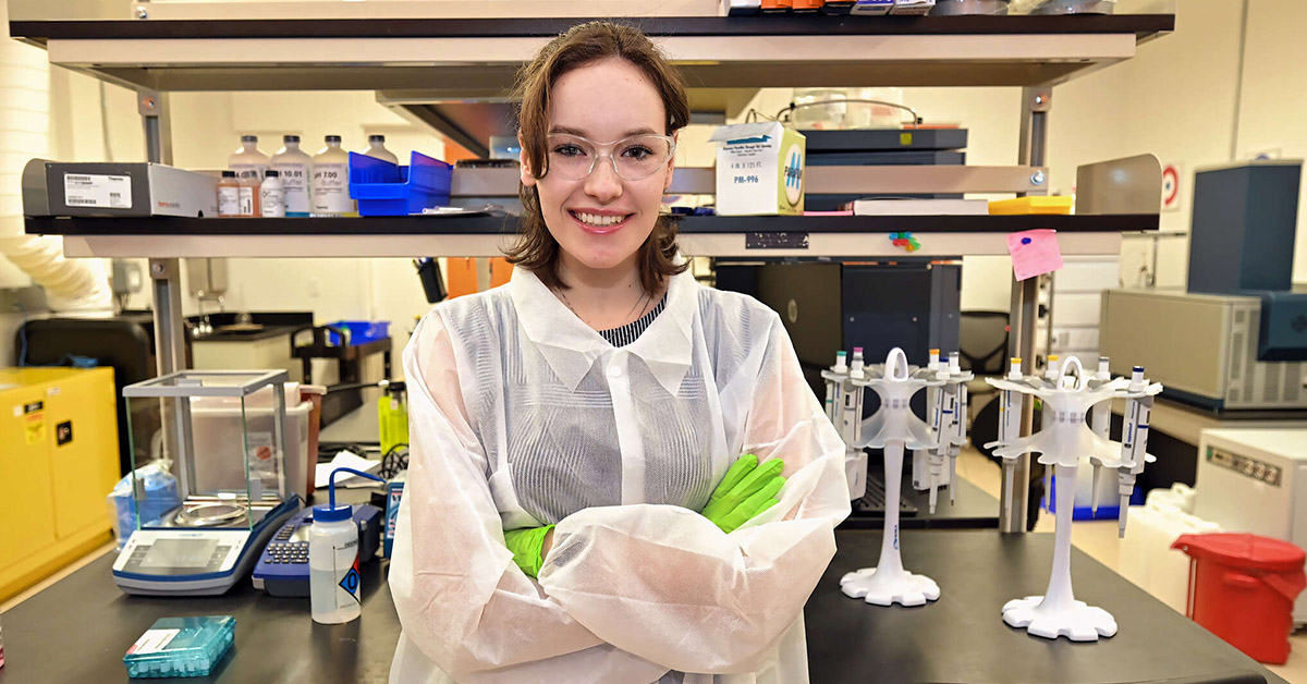 Internship offers experience running biotech lab - Wheaton College Massachusetts