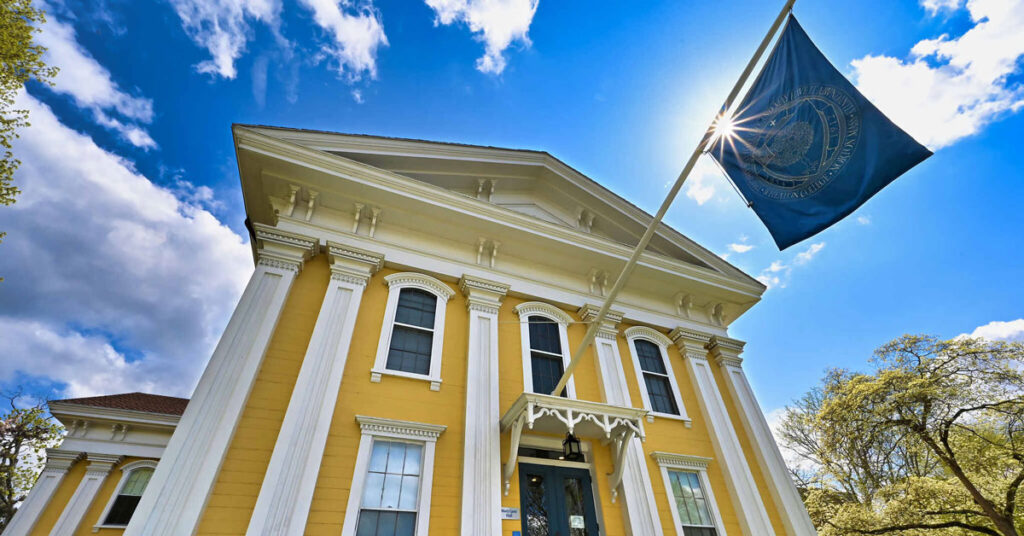 Alumni Relations announces 2024 achievement awards - Wheaton College ...