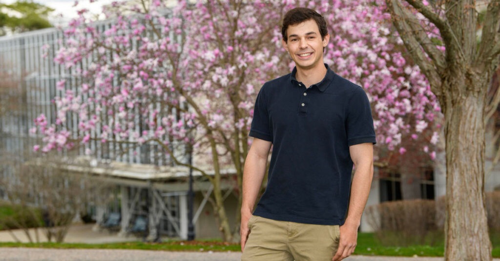 Steven Legg ’22 wins Fulbright to Germany - Wheaton College Massachusetts